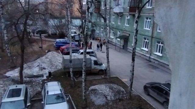 №2087 Двор П. Осипенко 48. 8 апреля 2026 г., 20:02:24 VID_20260408_200221259