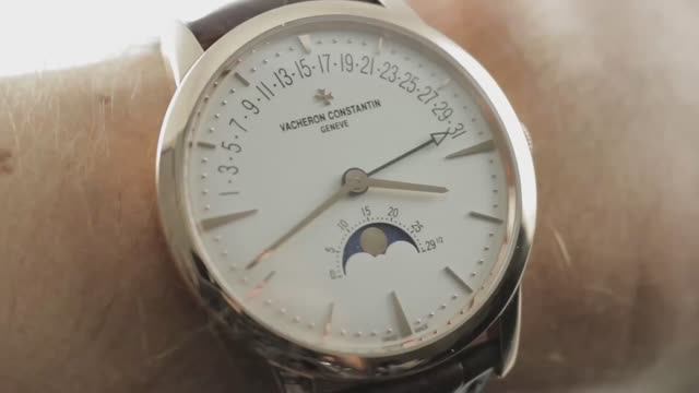 Vacheron Constantin Patrimony Moon Phase Retrograde Calendar 4010U/000R-B329