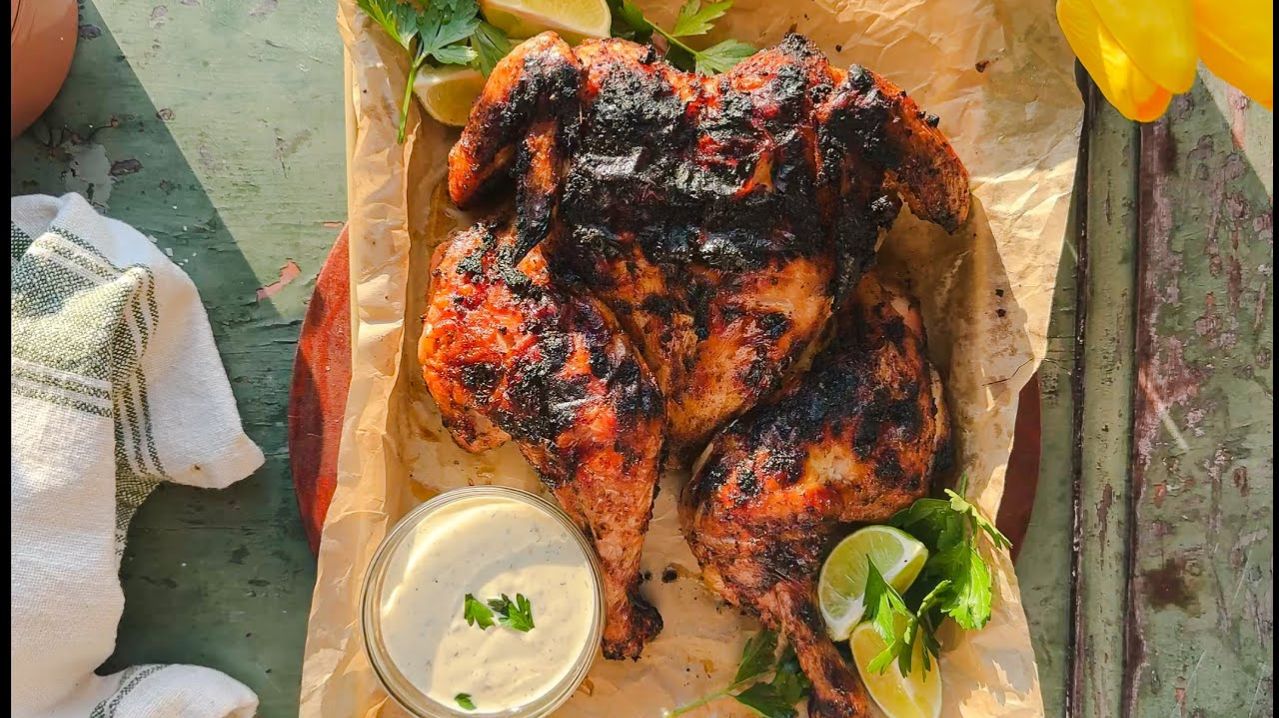 Цыплёнок спатчкок на гриле: простой, но вкусный рецепт