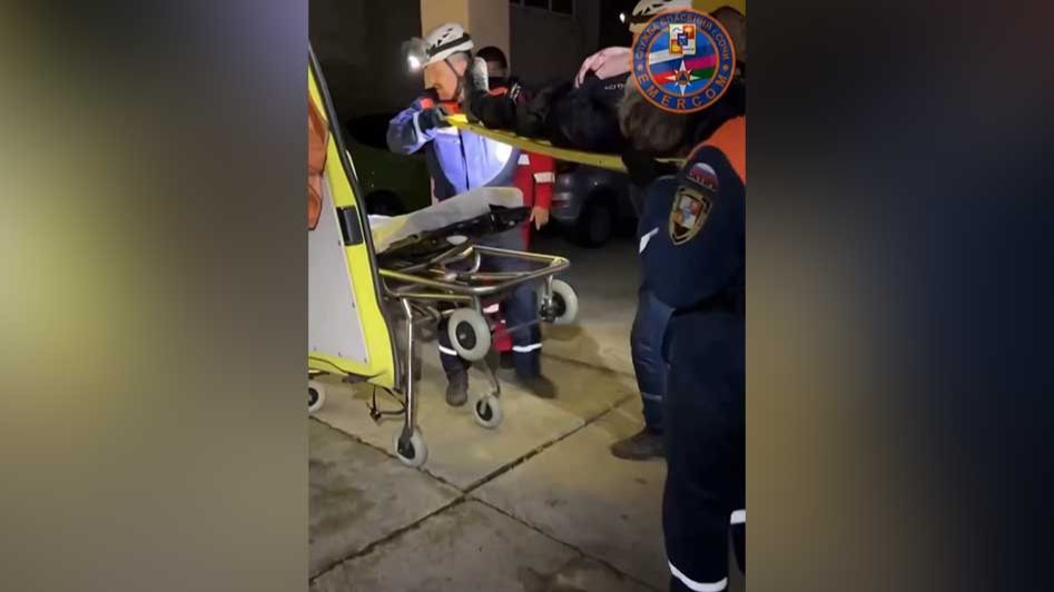 В Сочи ребенок выжил после падения с седьмого этажа недостроя