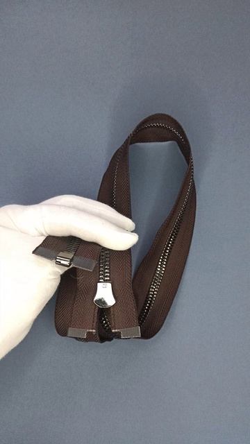 Молния, разъемная, 75 см, Т-8, коричневая/черный, Артикул 03943