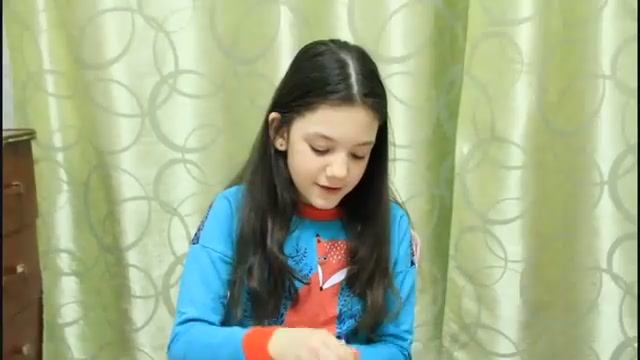 ПРОБУЮ СДЕЛАТЬ ПОМАДУ ЗА 15 РУБЛЕЙ DIY ЭКСПЕРИМЕНТ НЕ УДАЛСЯ