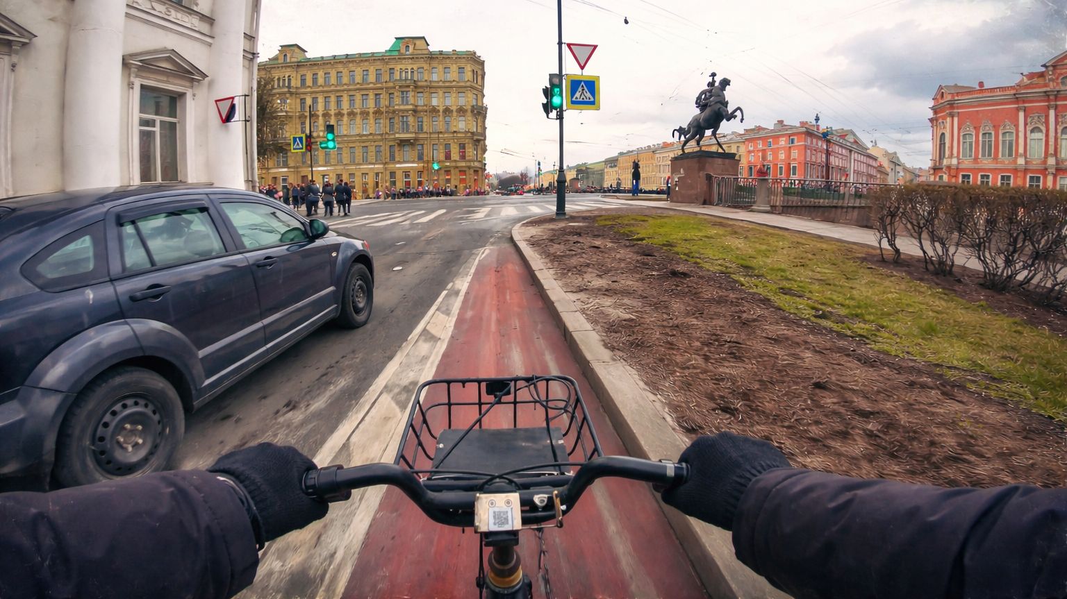 Прогулка на велосипеде вдоль Фонтанки + Моховая до Кирочной