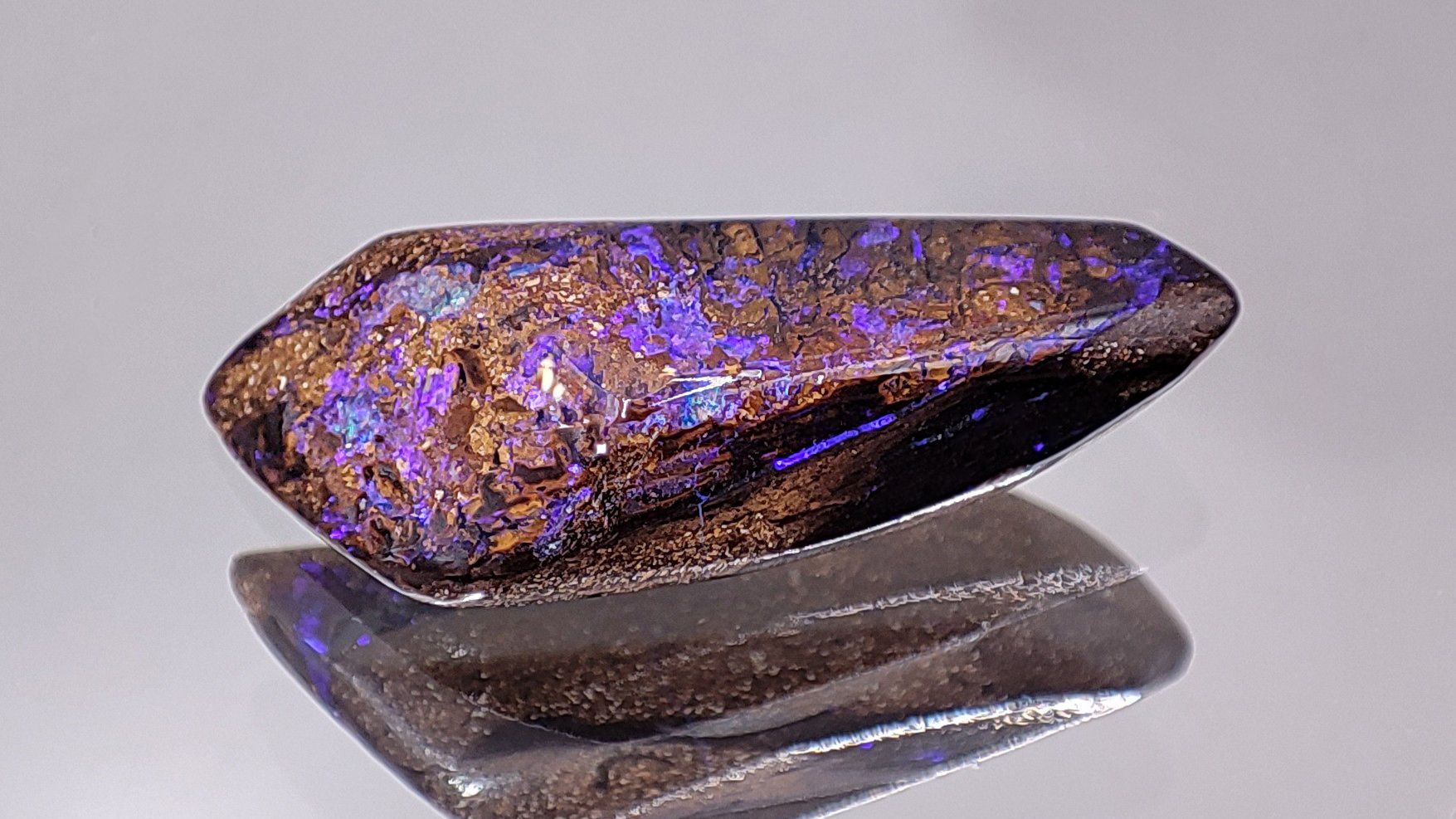 Болдер Опал 6.55 ct. Австралия  + гемм. заключение