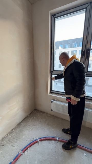 Ремонт квартиры в ЖК 8 Клёнов: перегородки, штукатурка, утепление балкона