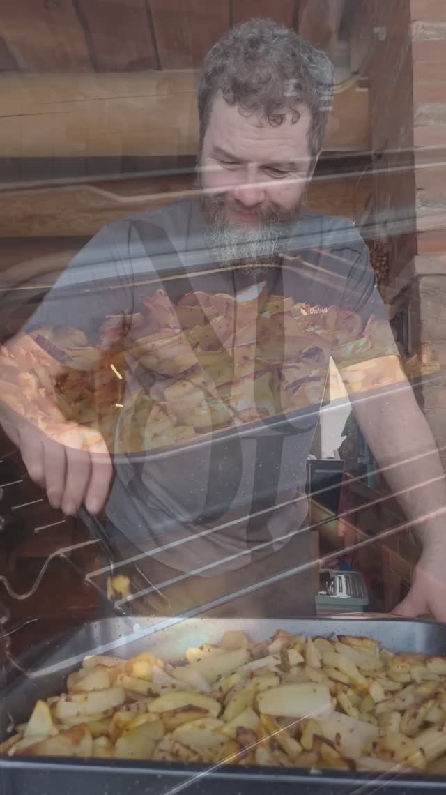 Противень который не подведёт пекла хлеб картошку 👍🏻