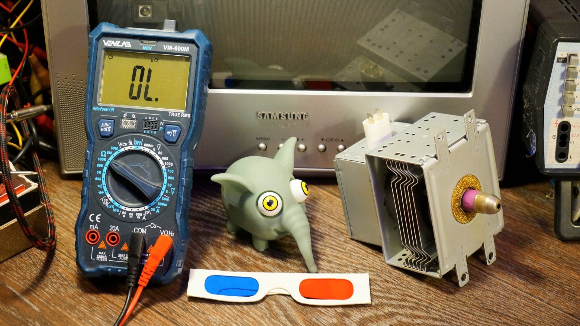 TV и ЭЛТ поток. Ремонт кухонного самсунга! (18+)