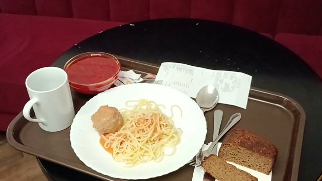 Обед в любимой столовой всего-то за 287 рублей