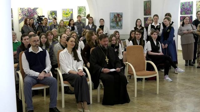 Открытие выставки картин «После долгой зимы» в выставочном зале академии