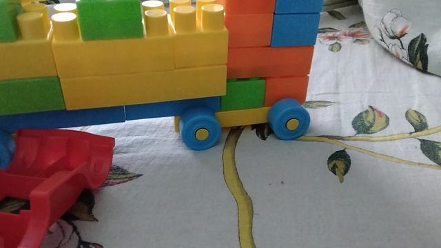 1 грузовик и кабины