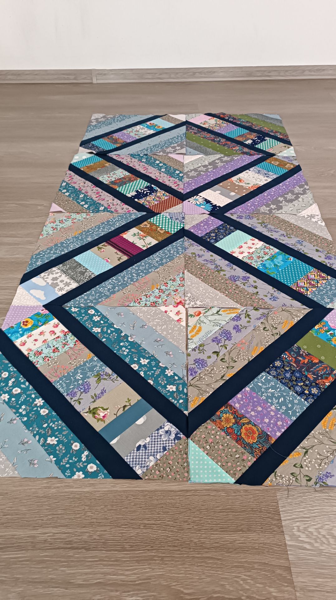 Интересный блок для лоскутного одеяла.