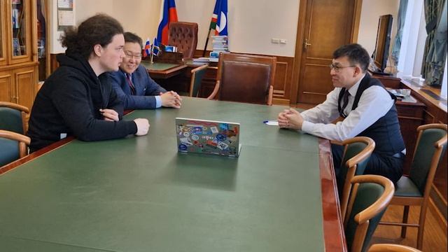 Встреча с руководителем АГИП РС (Я) Г.Н. Михайловым по трансляции SSTV открыток ко Дню космонавтики