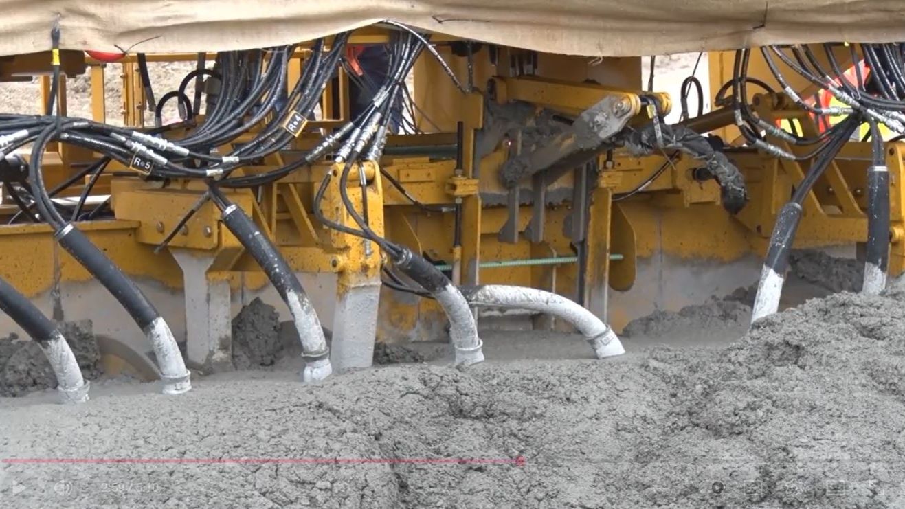 The Performance Rundown_ GOMACO GP3 Slipform Paver at Work