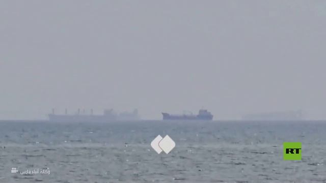 سفن متوقفة في مضيق هرمز وسط ترقب بدء المفاوضات الأمريكية الإيرانية في إسلام آباد