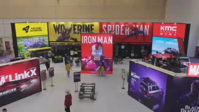 300 м² в стилистике Marvel или как AW превратил GT Show в свою территорию.