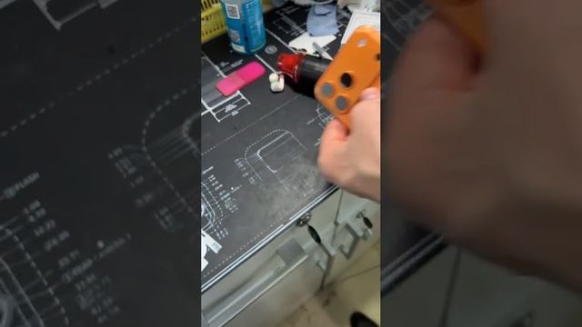 Как клеить на IPHONE 17 PRO MAX Антигравийный полиуретан в 360*
