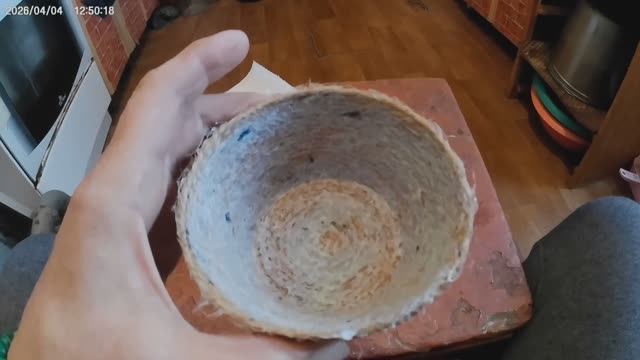 Делаю сувенирчик к Пасхе. Яйцо не простое ...