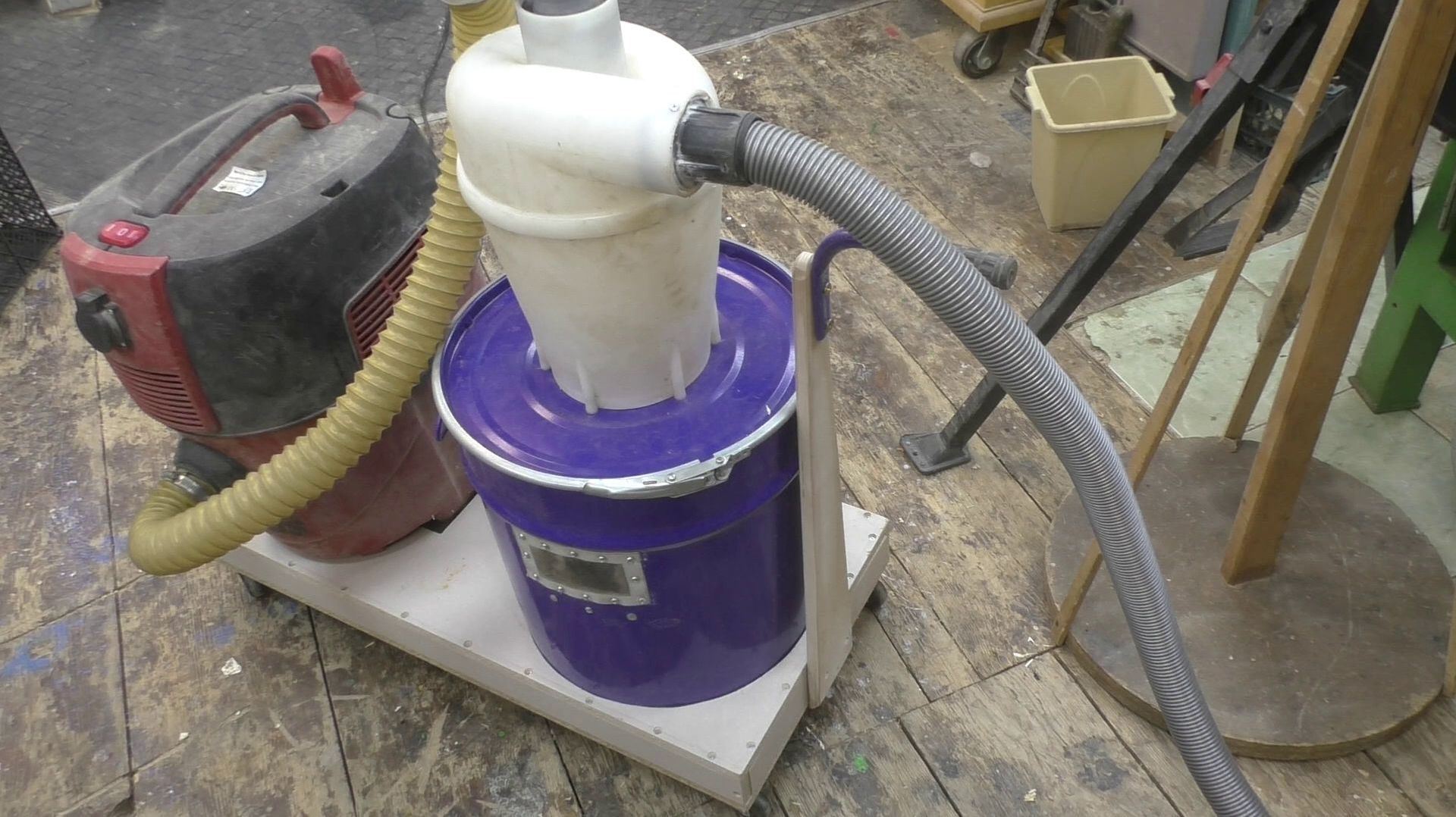 100501е видео про изготовление передвижного циклона.