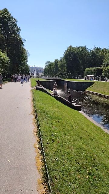 Петродворец. Морской канал