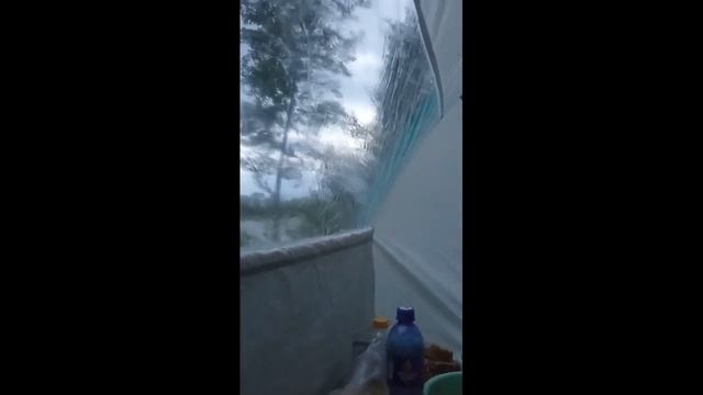 сплав и отдых на природе первая часть  город новокузнецк на острове боровково ВЗРЫВ ГАЗОВОГО БОЛОНА