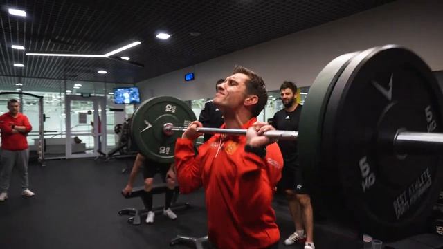 Тренировка хоккеиста