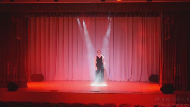 Ульяна Куликова - Нас бьют, мы летаем