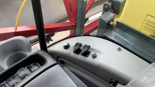 Hardi Alpha evo III 4200 Twin Force - Обзор кабины