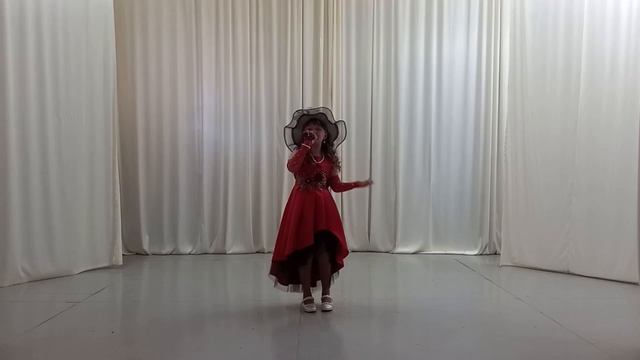 Виктория Садыкова Тюльково  " Приличная Дама