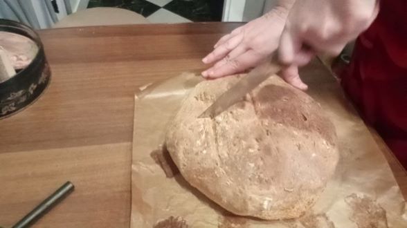 Хлеб без заморочек, перламутровые яйца и холодец к празднику Святой Пасхи