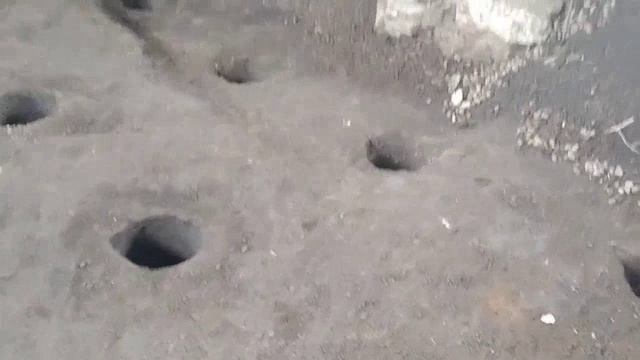 "Сделайте просто дачку" ,грят."Для летнего отдыха тупо", грят(((