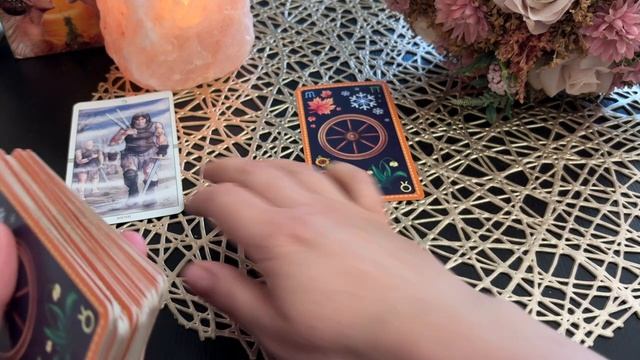 Он срочно хочет поговорить с тобой 🙋♂️❤️🔥💐Расклад по вариантам