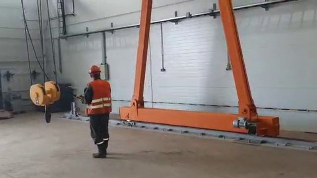 Козловой кран 10 тонн: производство и монтаж под ключ от завода «Роскран»