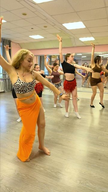 Связка на ритм Румба в Профи-группе!