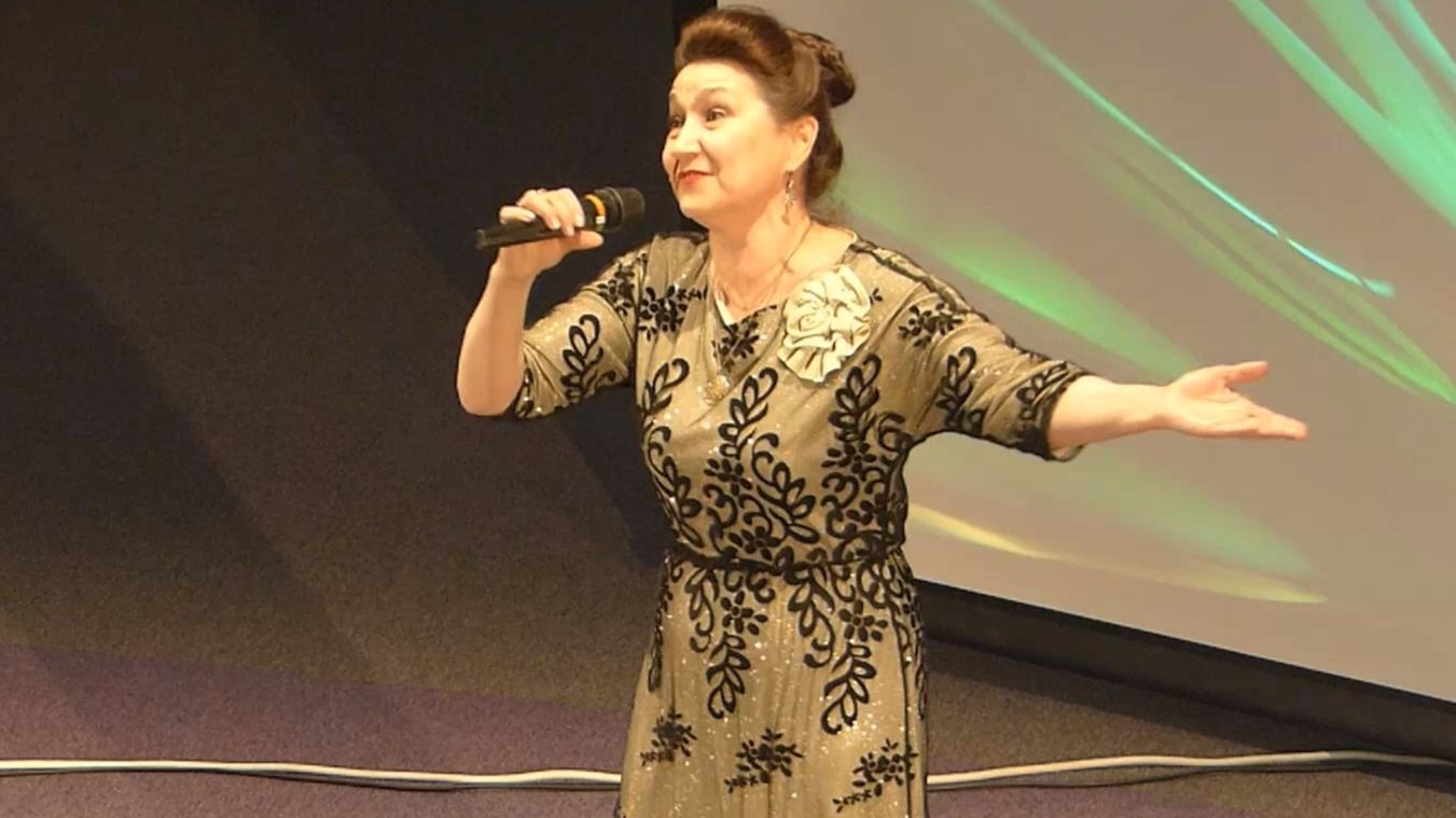 Звёздный вальс. Исполняет Нелли Семенкина