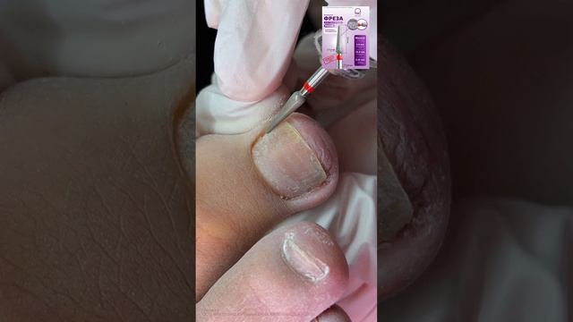 однофазный гель лак в педикюре 🧡 в конце видео показываю толщину такого покрытия