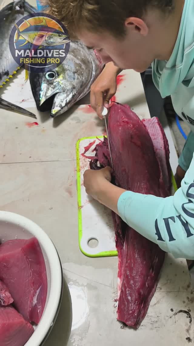 Филерование тунца. Добыча Торо