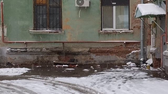 №2098 Двор П. Осипенко 48. 10 апреля 2026 г., 18:55:40 VID_20260410_185527812