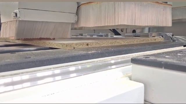 HUAHUA SKH-612NS сверлильно-присадочный станок видео с выставки