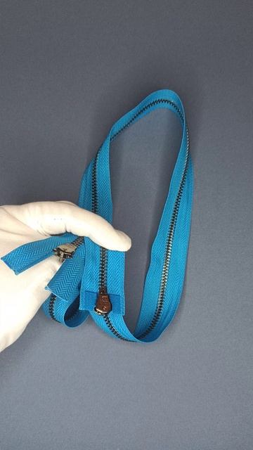 Молния двойная, разъемная, 75 см, Т-5, синяя/темный никель, Артикул 04628