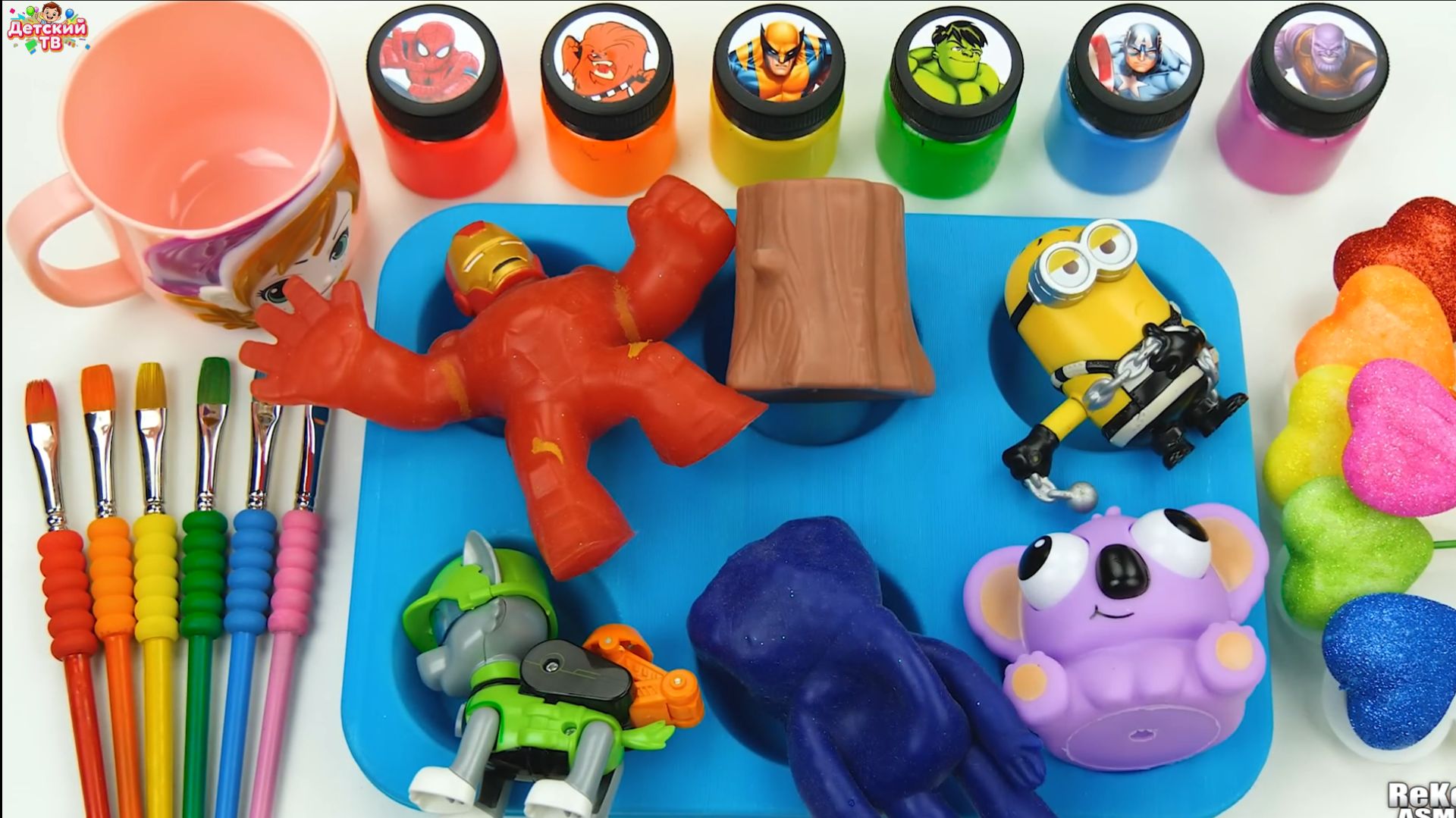 Разрезал цветные шарики 😱 Какой сюрприз внутри?