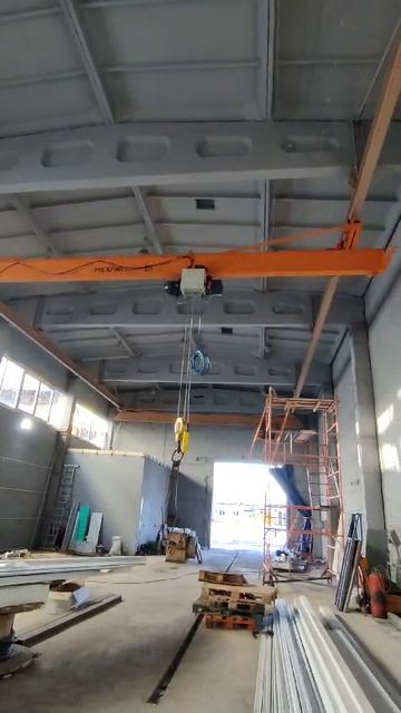 Завод «Роскран» изготовил подвесную кран-балку 3,2т / Пролет 9м / Высота подъема 7м