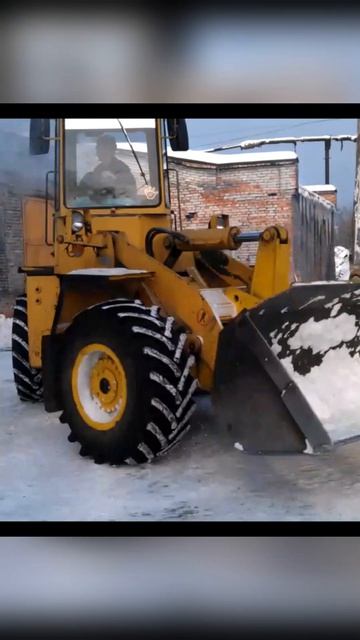 Резвый трактор дрифт