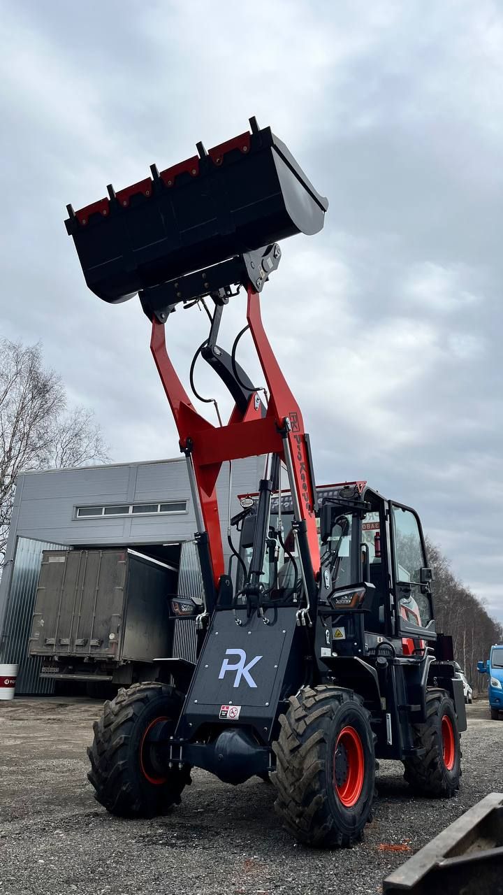 Фронтальный погрузчик ProKeeper WL35 с грузоподъёмностью до 2000 кг