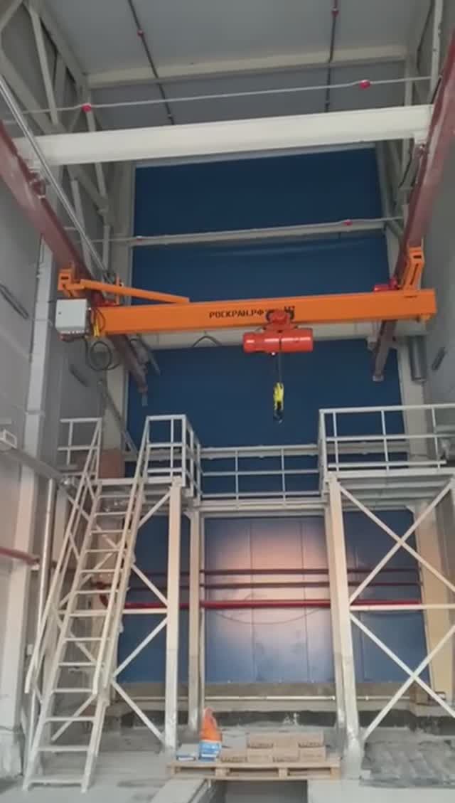 Гараж мечты: подвесная кран-балка 3,2 т от Завода «Роскран» готова к работе!