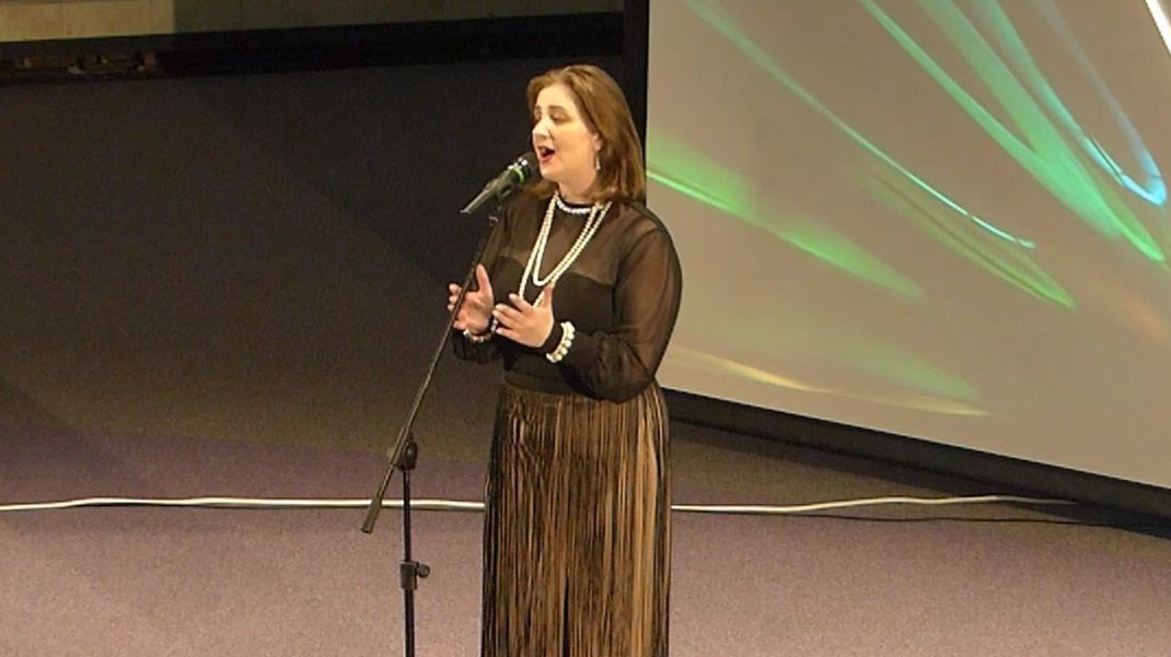 Нежность. Исполняет Евгения Казинская