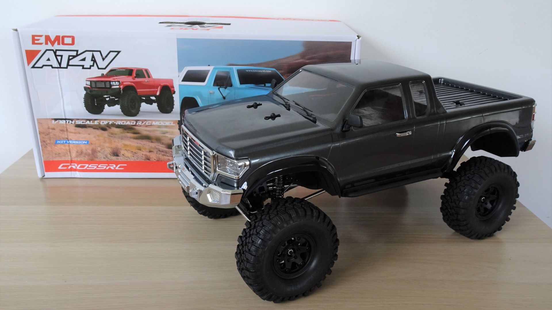 Cross-RC EMO AT4V 1:10 Scale RC Crawler - Kit build