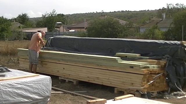 Строительство дома. Подготовка к монтажу стартовой доски. Гидроизоляция.