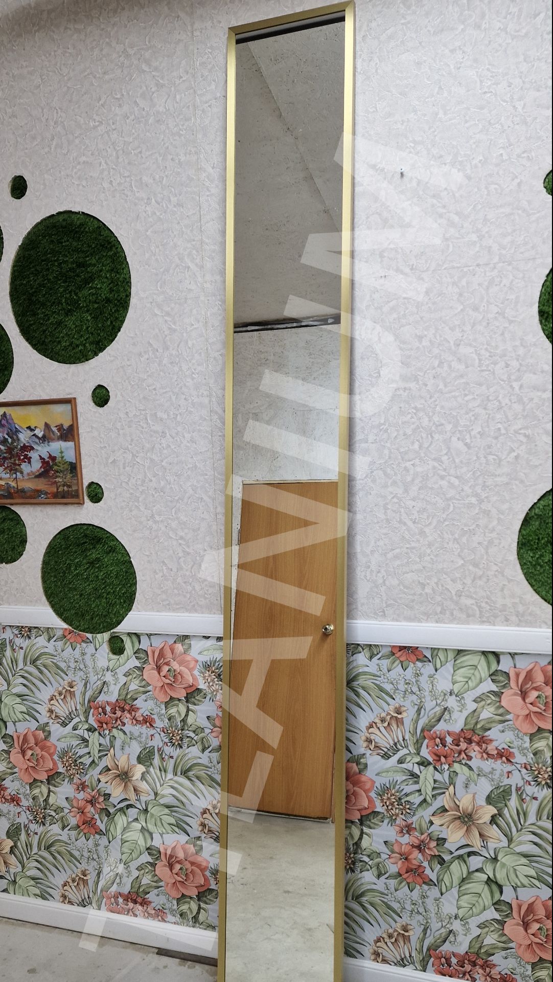 Зеркало в латунной раме 20х20 мм