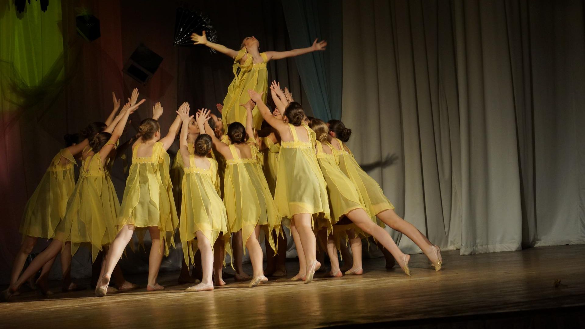 Отчетный концерт 2014 г. - 1 часть