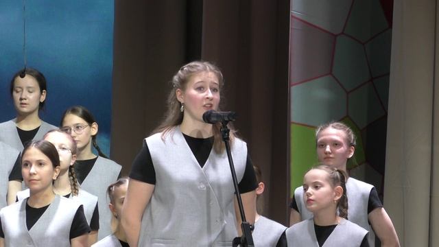 Победитель финала фестиваля "Поющее Подмосковье". Жанр "Классика". Хор школы №8 (Балашиха).